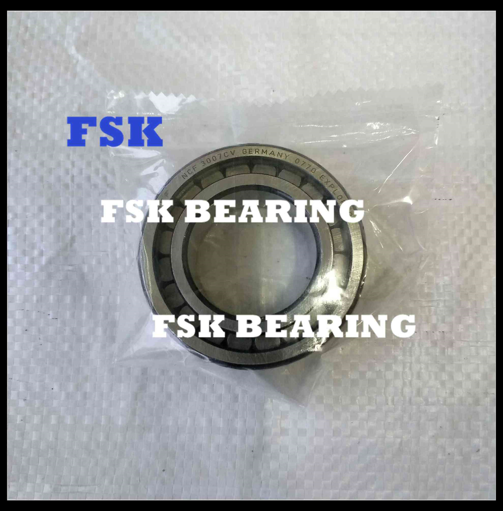NCF 3007 CV Full Complement Cylindrical Roller Bearings Rollway Bearing Single Row
